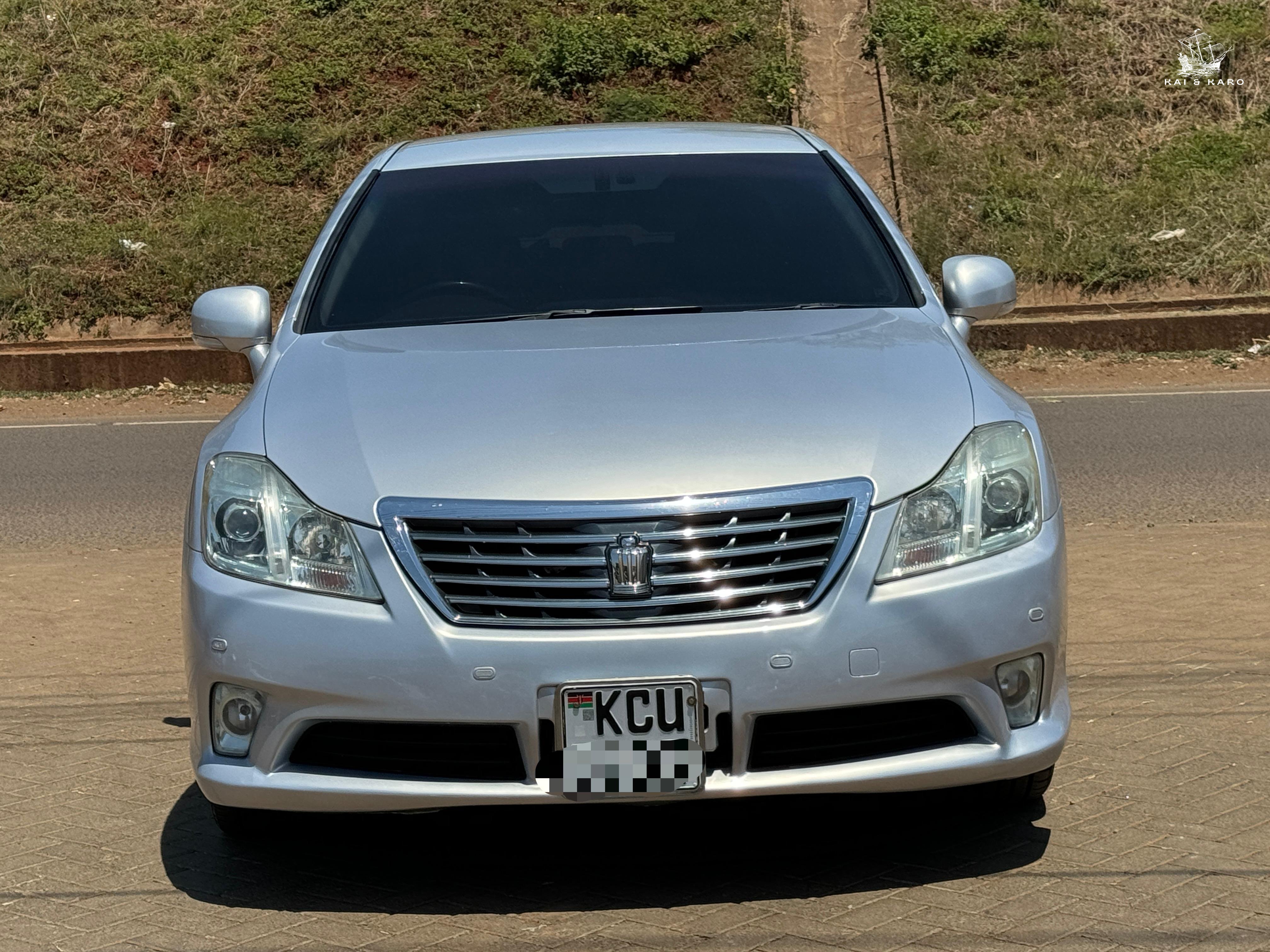 Toyota Crown original image, kaiandkaro.com