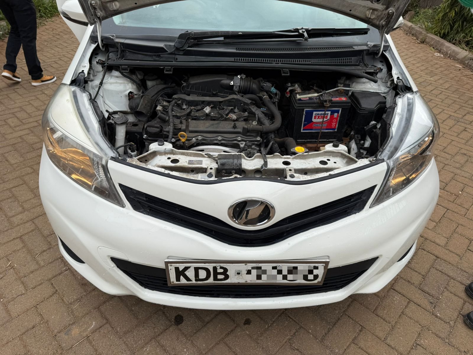 Toyota Vitz original image, kaiandkaro.com