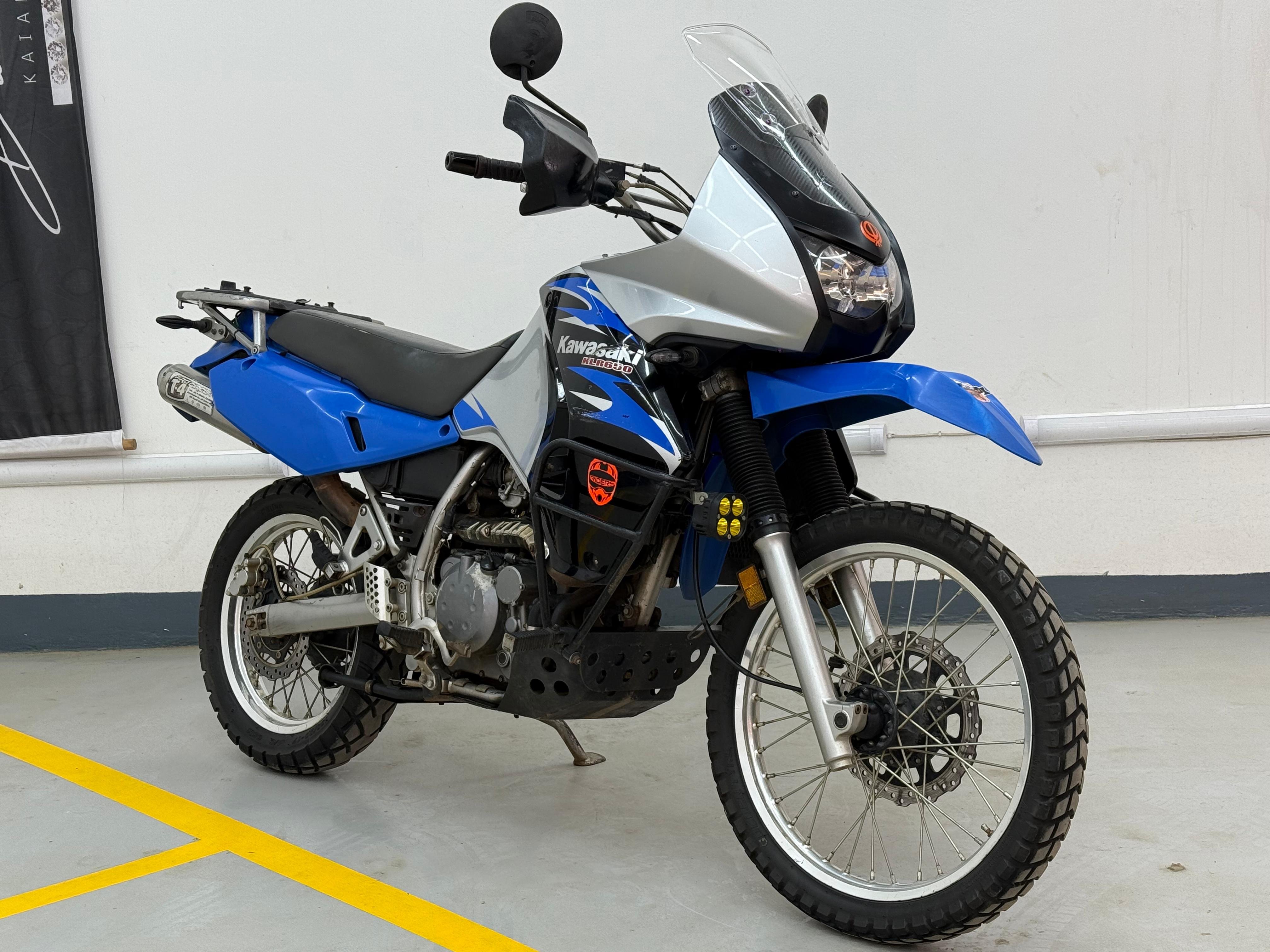 Kawasaki KLR 650 original image, kaiandkaro.com