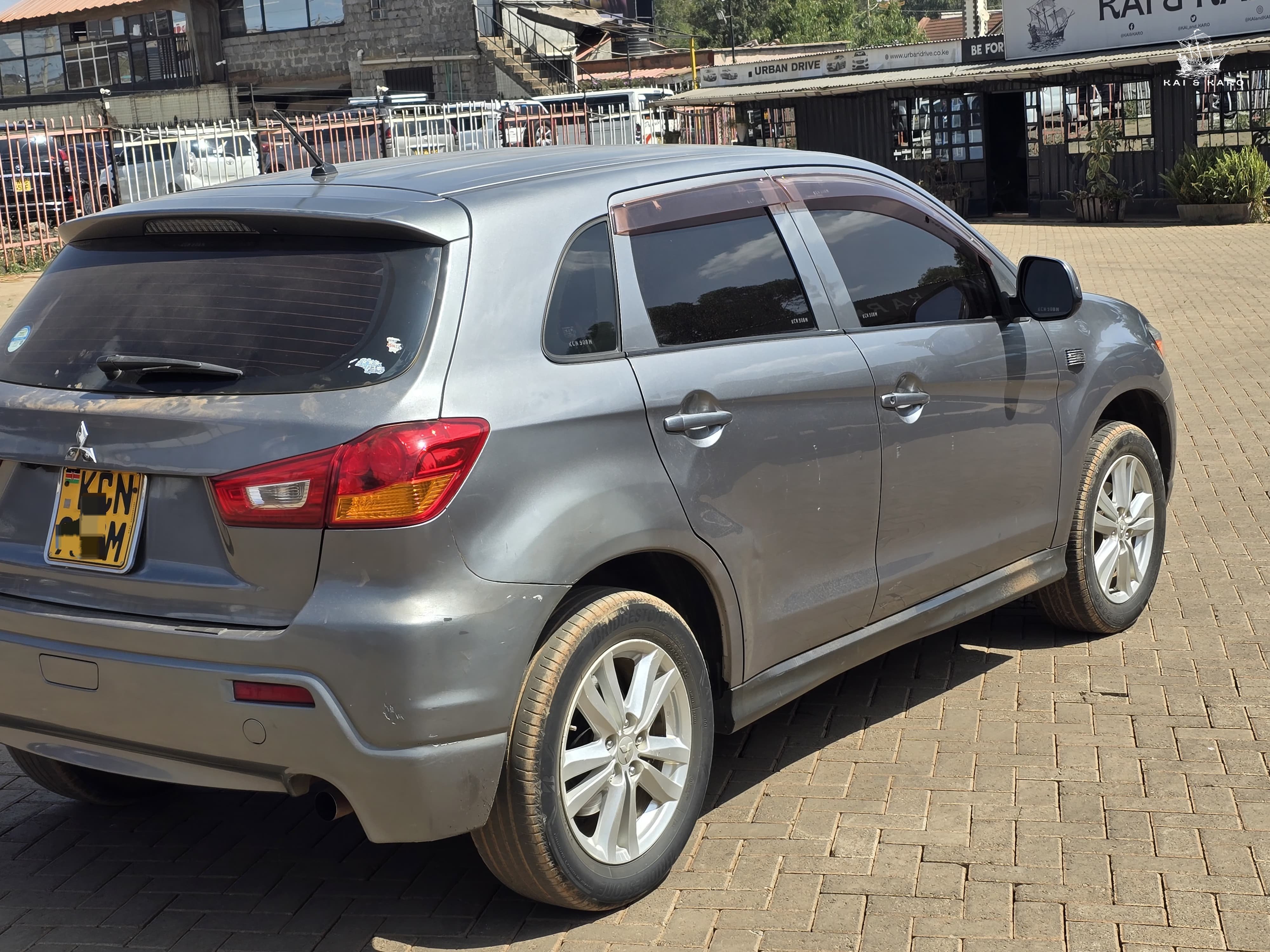 Mitsubishi RVR original image, kaiandkaro.com