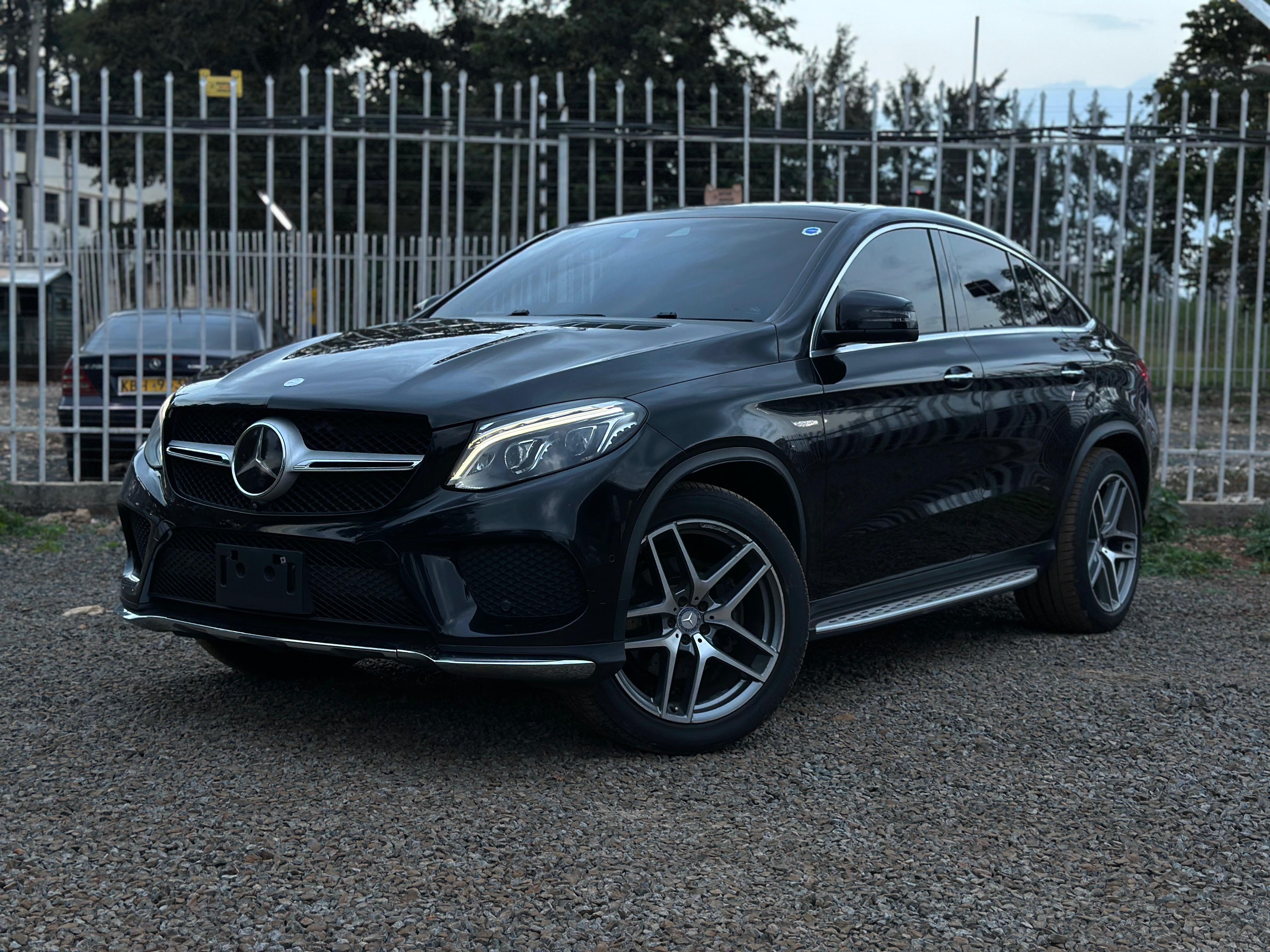 Mercedes GLE350D original image, kaiandkaro.com