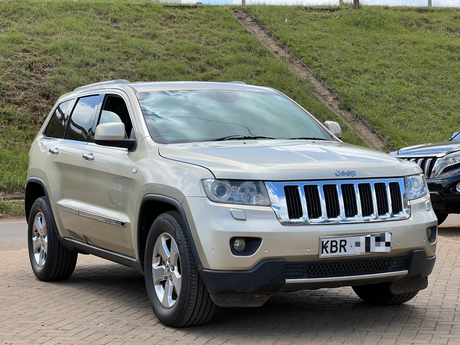 Jeep Grand Cherokee | Kai & Karo | Car Dealership Kenya | New & Used ...