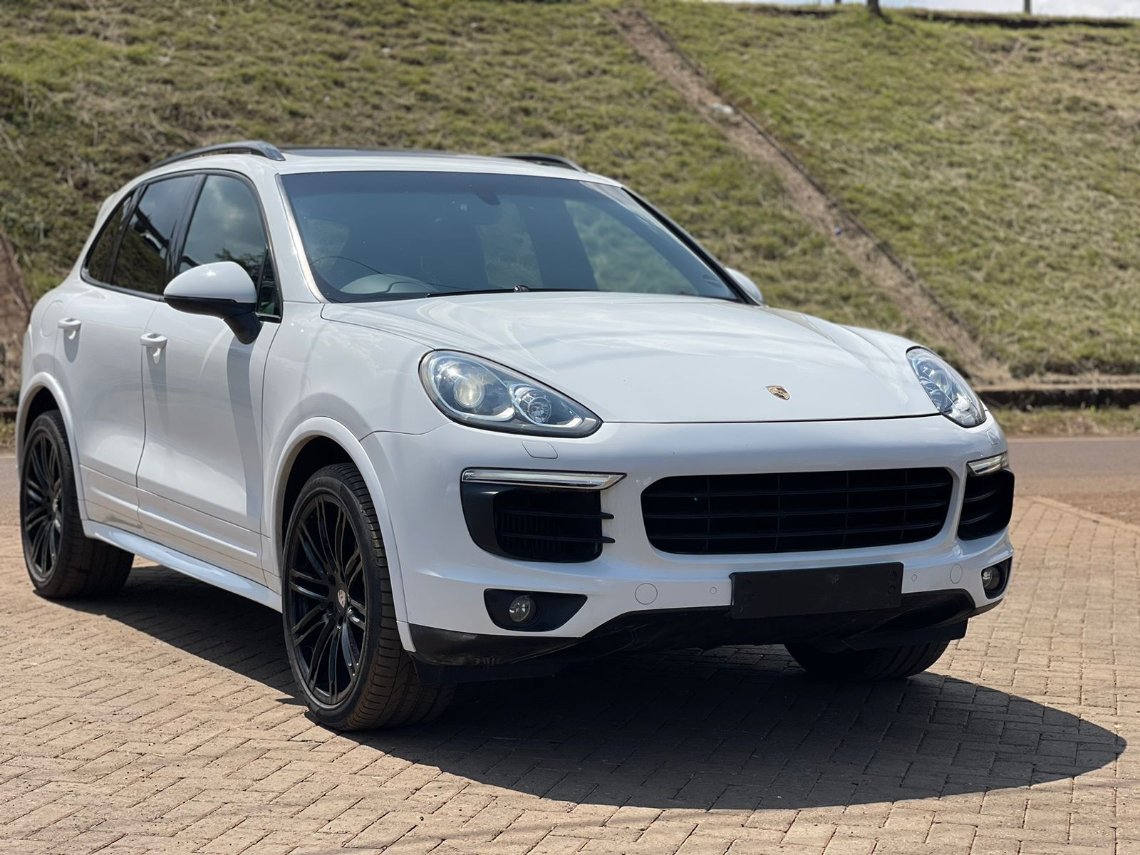 Porsche Cayenne | Kai & Karo | Car Dealership Kenya | New & Used Cars ...