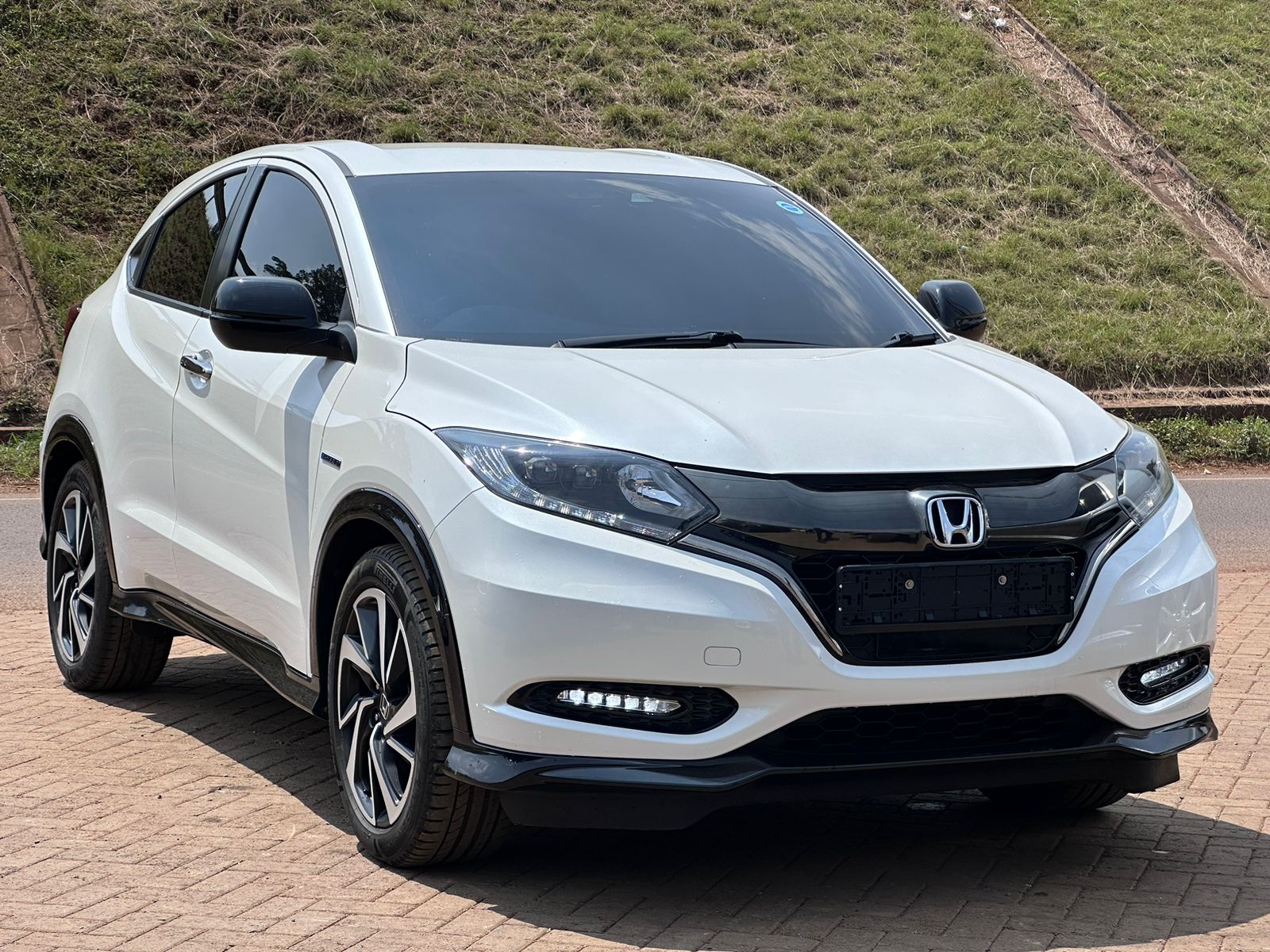 Honda Vezel | Kai & Karo | Car Dealership Kenya | New & Used Cars for Sale