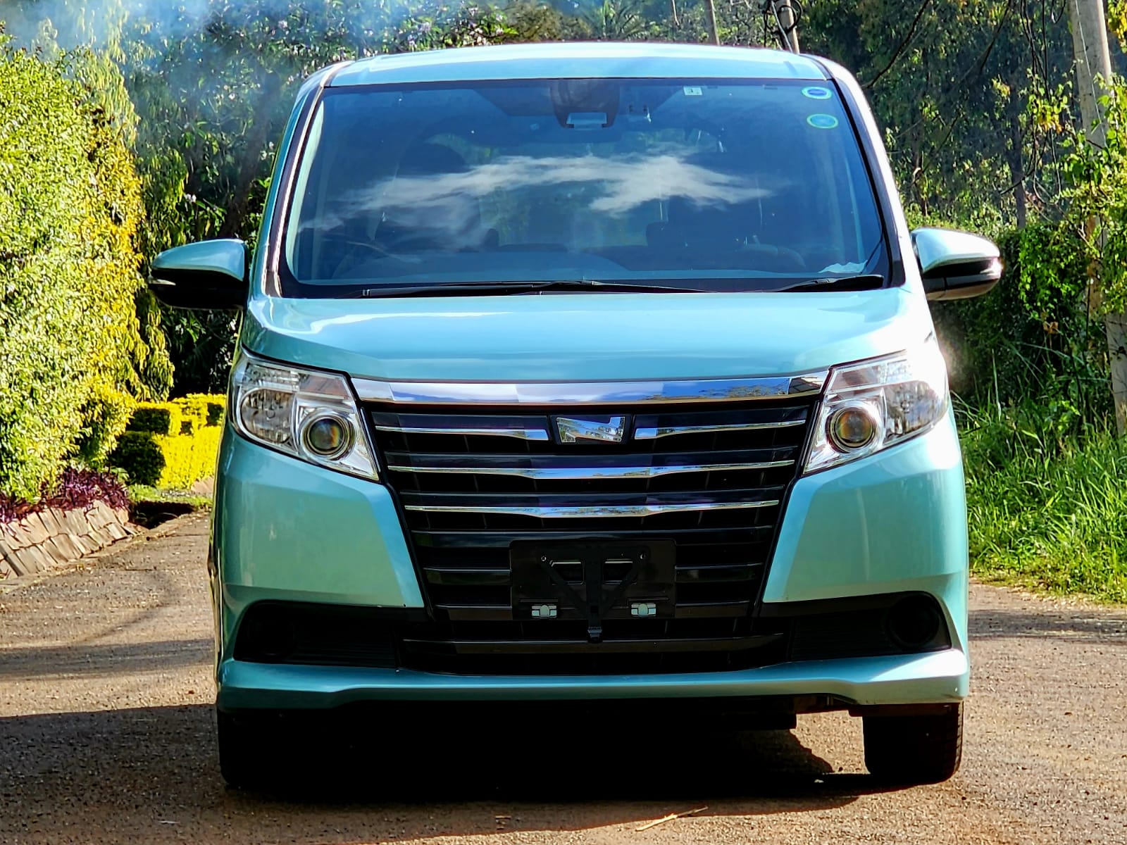 Toyota Noah | Kai & Karo | Car Dealership Kenya | New & Used Cars for Sale