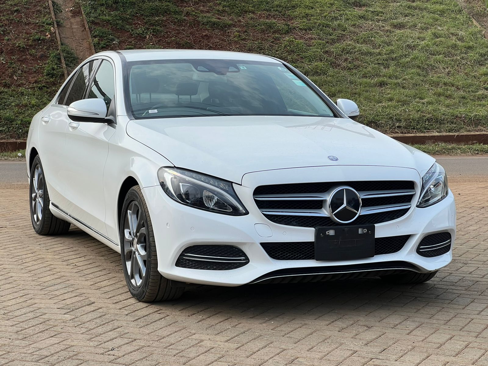 Mercedes Benz C180 | Kai & Karo | Car Dealership Kenya | New & Used ...