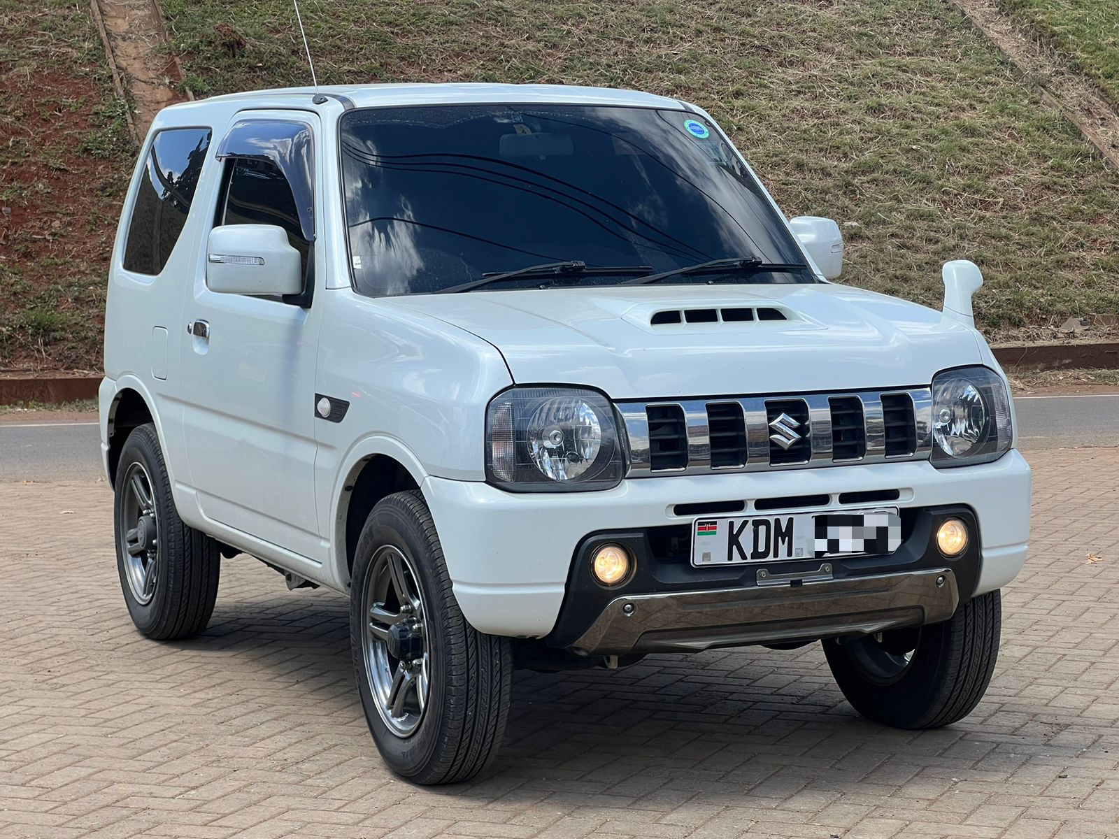 Suzuki Jimny Land Adventure | Kai & Karo | Car Dealership Kenya | New & Used Cars for Sale
