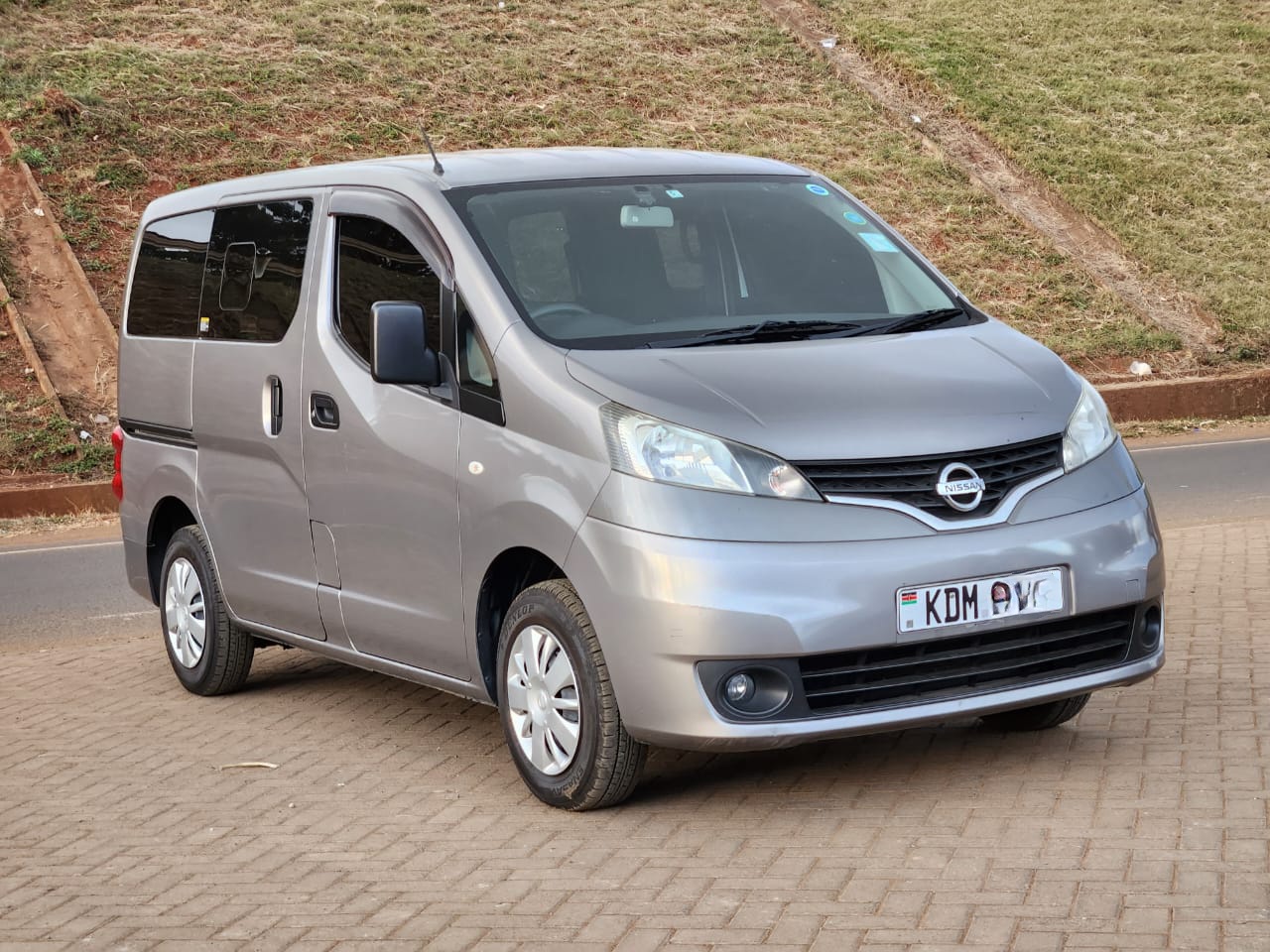 Nissan NV200 | Kai & Karo | Car Dealership Kenya | New & Used Cars for Sale