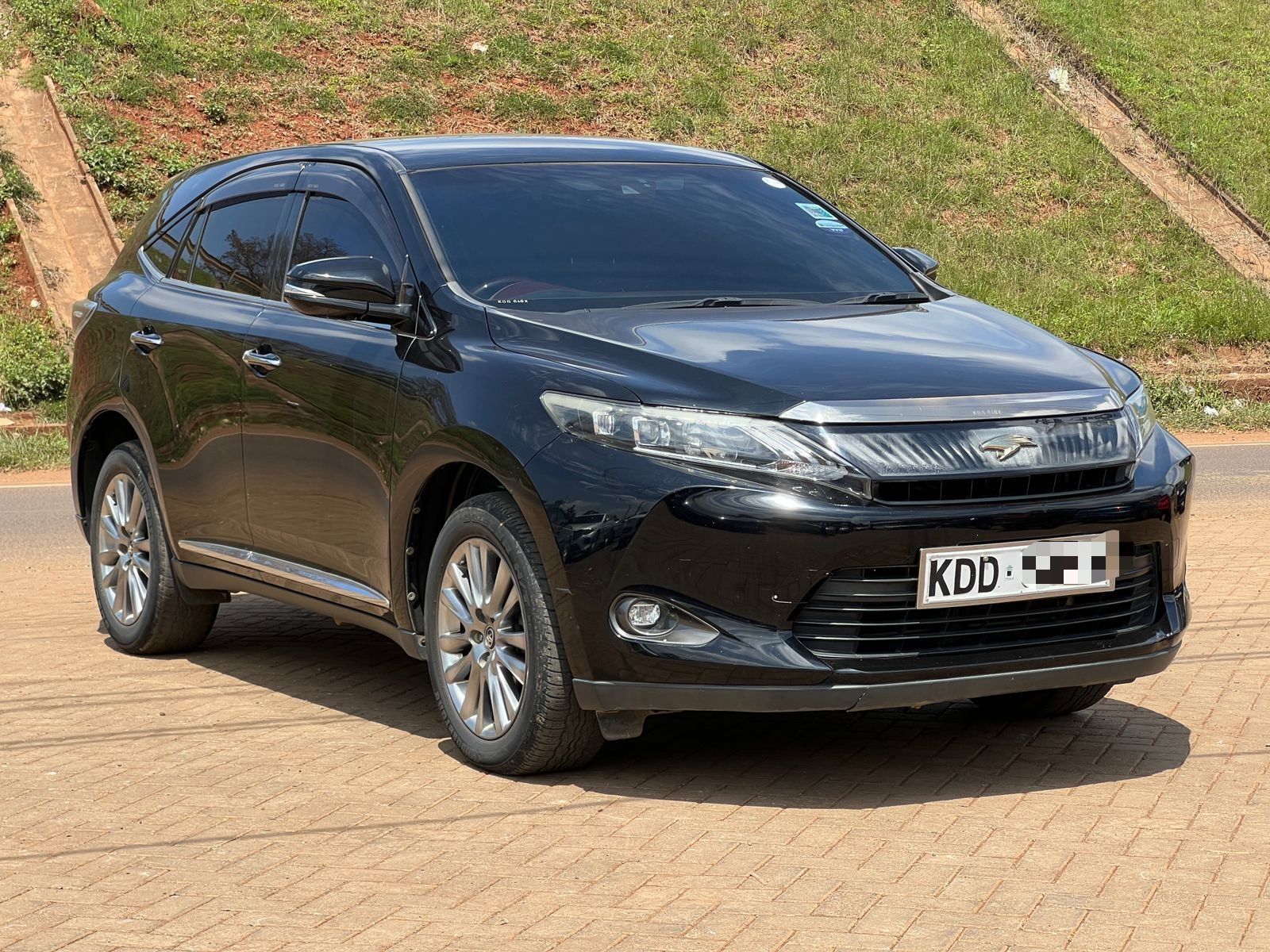 Toyota Harrier | Kai & Karo | Car Dealership Kenya | New & Used Cars ...