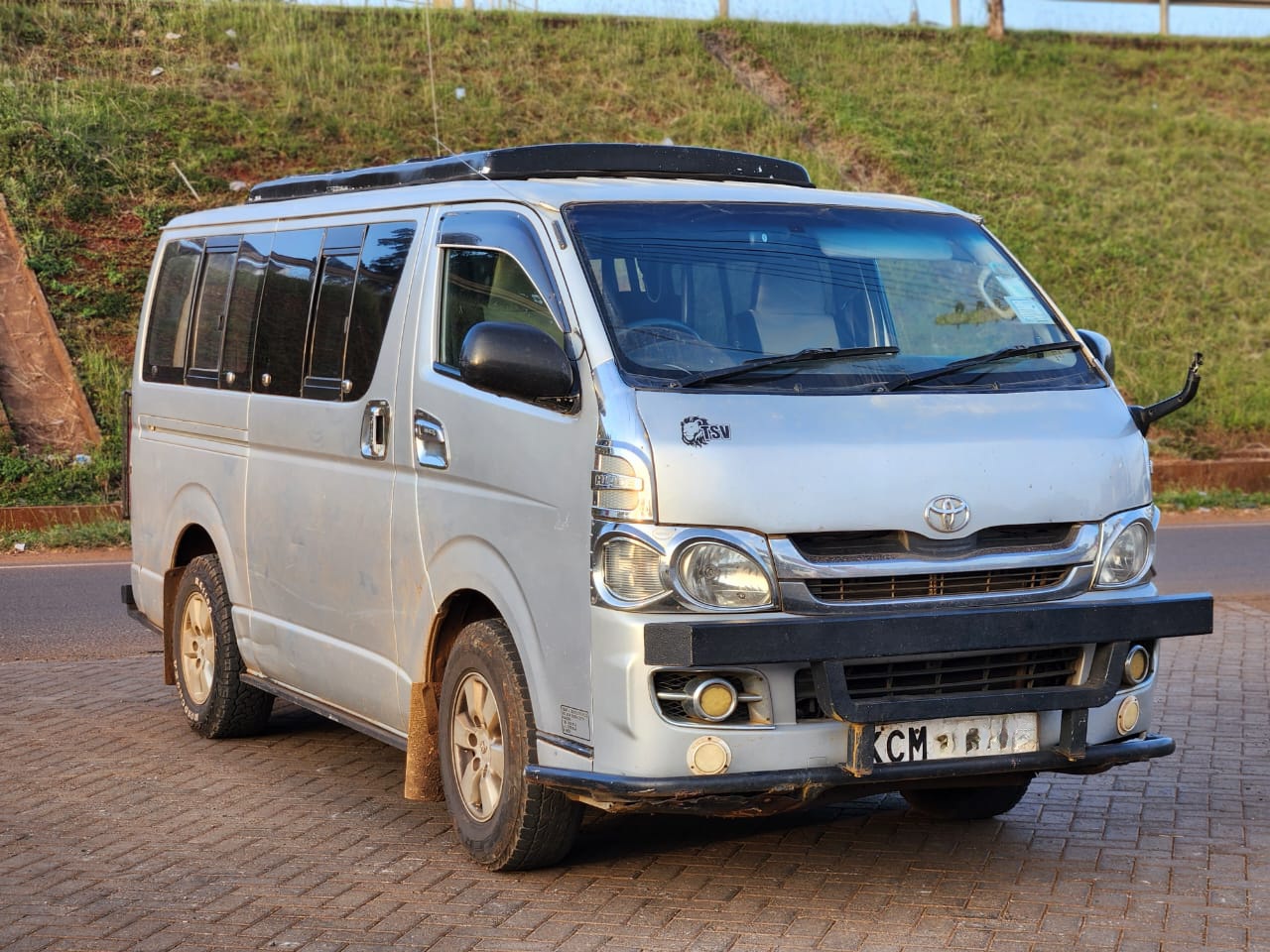 Toyota Hiace 2.7L | Kai & Karo | Car Dealership Kenya | New & Used Cars for Sale