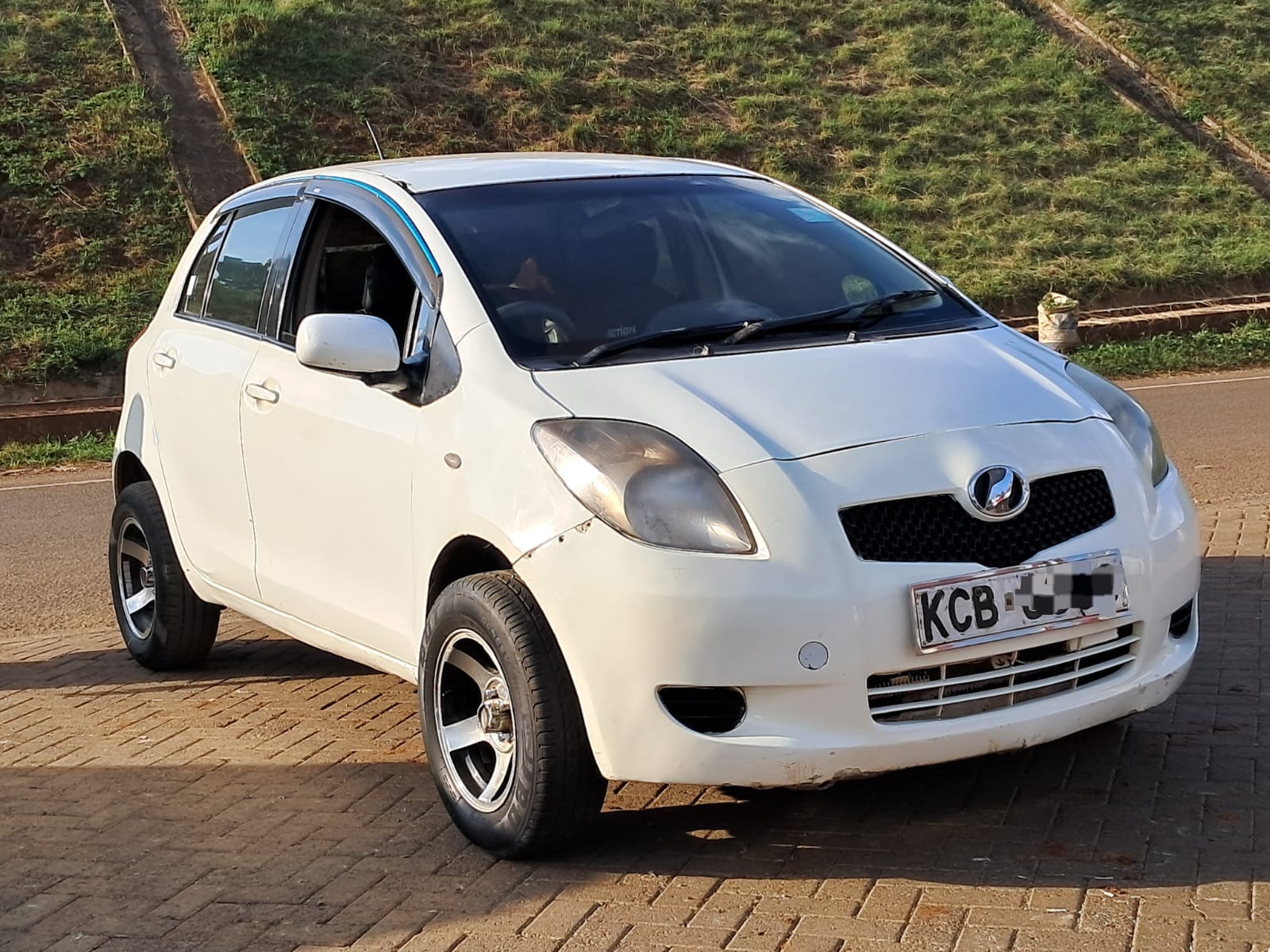Toyota Vitz | Kai & Karo | Car Dealership Kenya | New & Used Cars for Sale