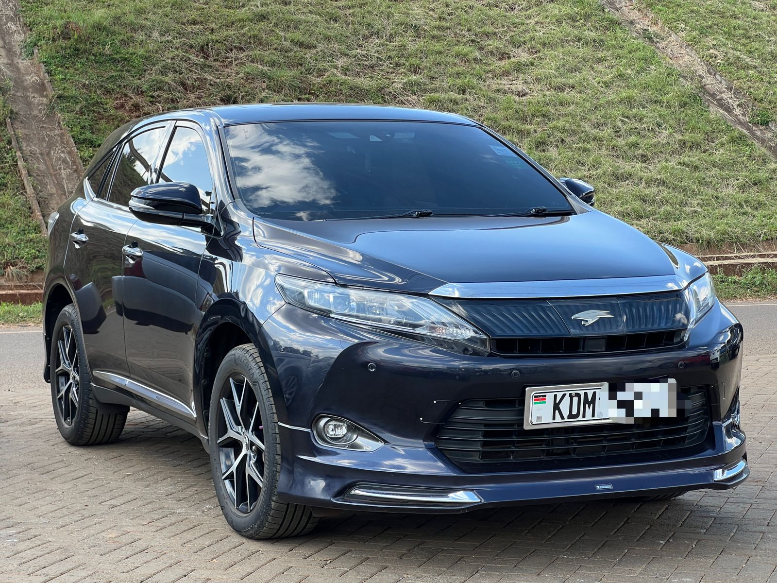 Toyota Harrier | Kai & Karo | Car Dealership Kenya | New & Used Cars ...