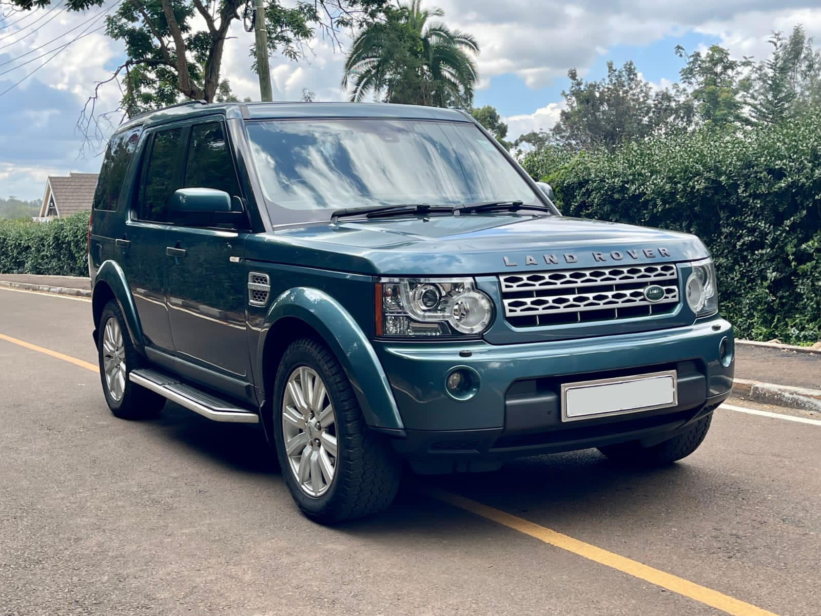 Land Rover Discovery 4 | Kai & Karo | Car Dealership Kenya | New & Used ...