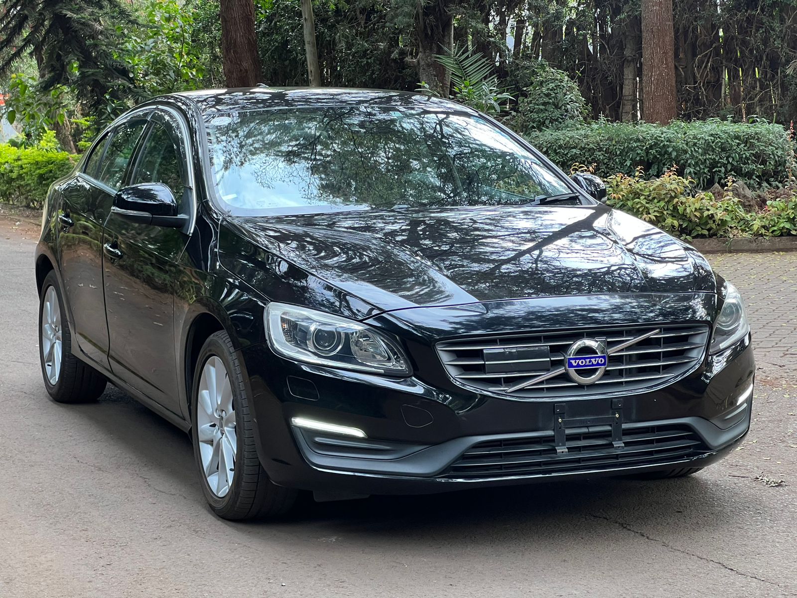 Volvo S60 T3 | Kai & Karo | Car Dealership Kenya | New & Used Cars for Sale