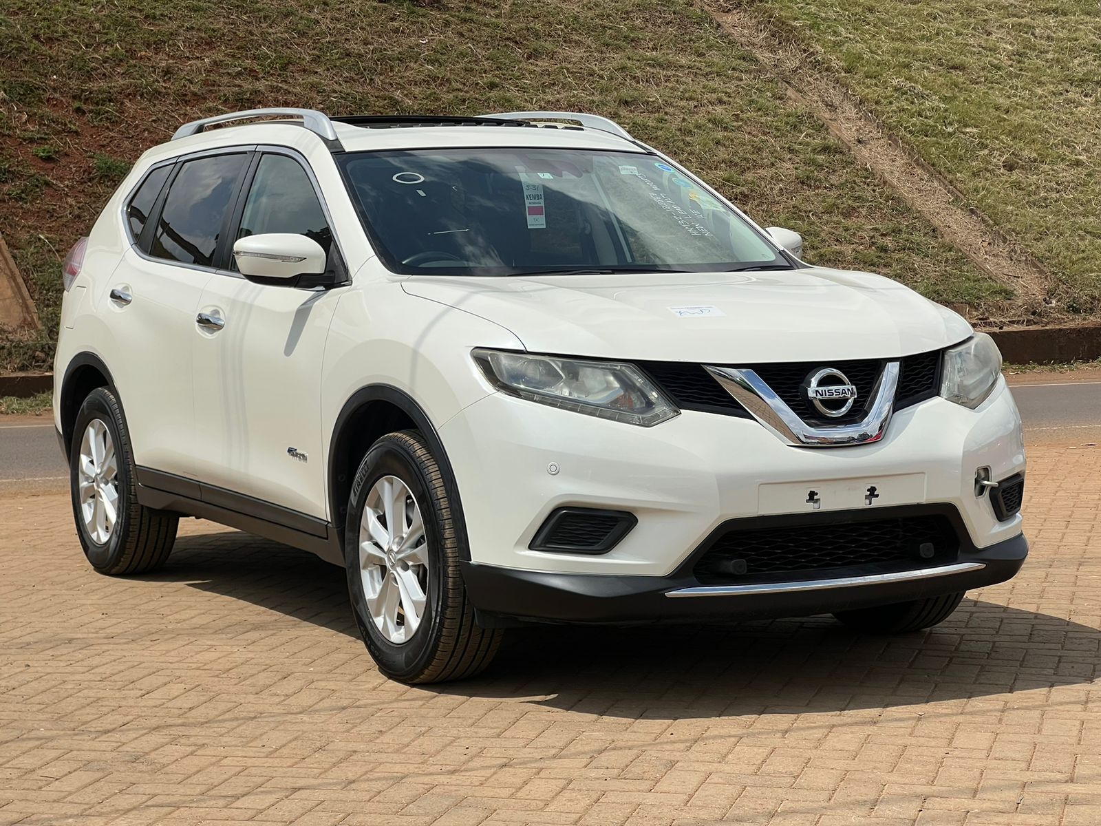 Nissan XTrail Hybrid | Kai & Karo | Car Dealership Kenya | New & Used ...